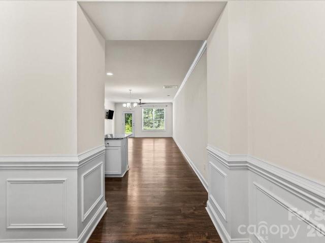 6040 Artigas Drive