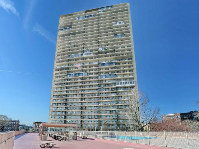6040 Blvd East # 21J