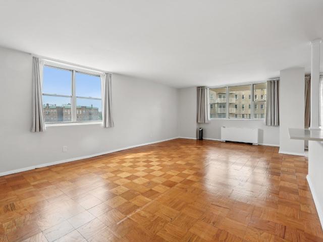6040 Boulevard E, Unit 3, West New York, NJ 07093 | MLS #260005 | Compass
