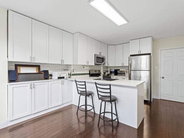 6040 Boulevard E, Unit L3, West New York, NJ 07093 | MLS #260005