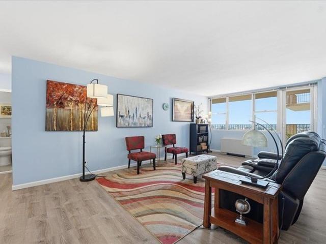 6040 Kennedy Blvd E Apt 26J, West New York, NJ 07093