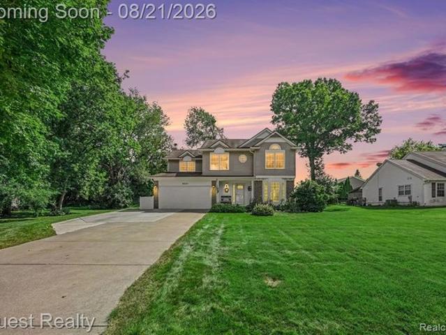 6041 Campfire Cir, Independence, MI 48346
