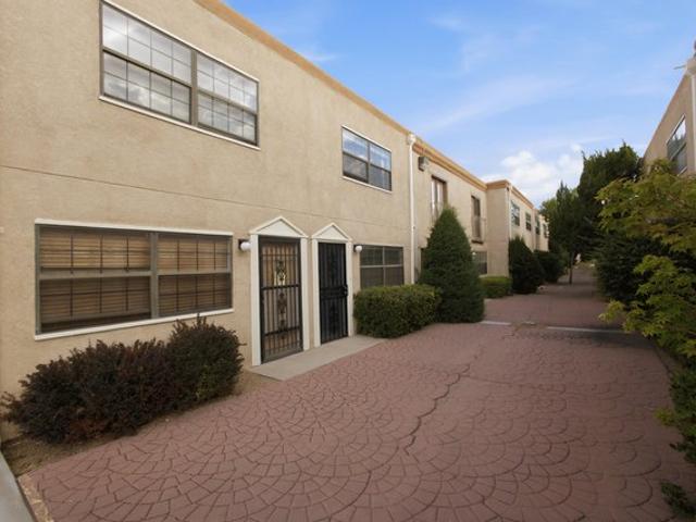 6041 Sequoia Rd NW Apt C13, Albuquerque, NM 87120