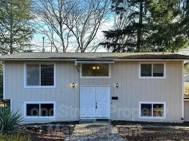 60426416 2911 Nw Ashwood Dr