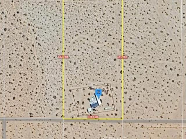 6042 Milne Rd, Landers, CA 92285