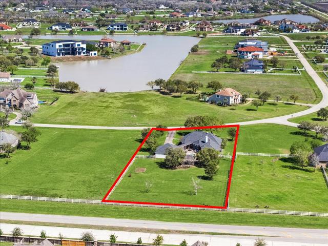 6042 blackberry cove lane