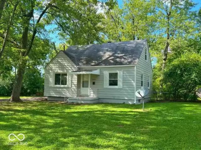 6042 E 25TH ST, INDIANAPOLIS, IN 46219 Single Family Residence.