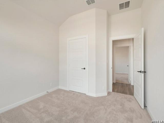 6042 Edna Pt