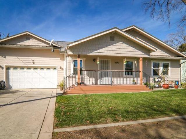 6042 S Walnut St, Loomis, CA 95650