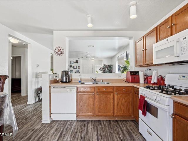 6042 w encinas lane