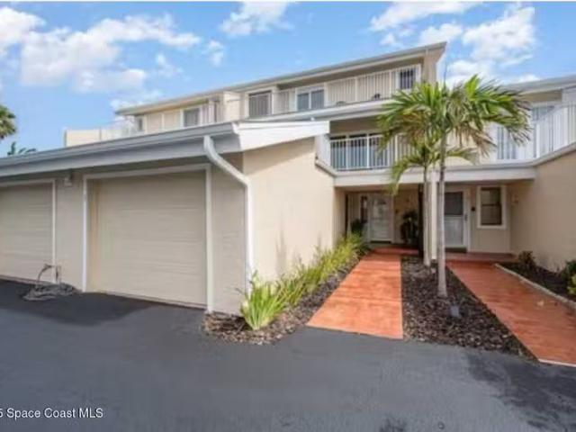 60430973 101 La Costa St