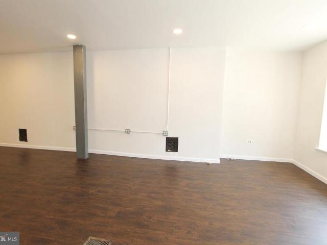 6043 Germantown Avenue # SUITE 2