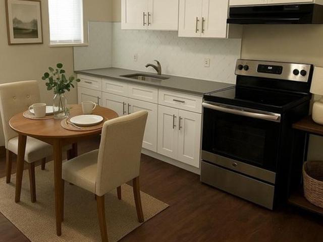 6043 Vine St, Philadelphia, PA 19139