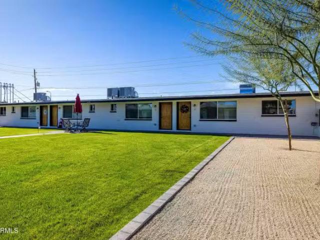 6043 6049 W Laurie Ln, Glendale, AZ 85302 MLS 6837624