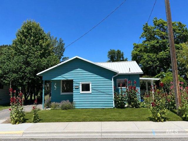 604 8th Ave E, Jerome, ID 83338