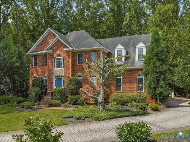 604 Cross Ridge LN