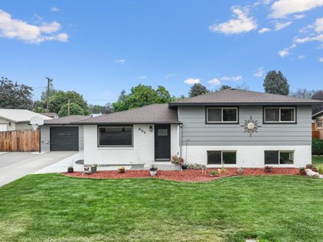 604 Adams St, Kimberly, ID 83341
