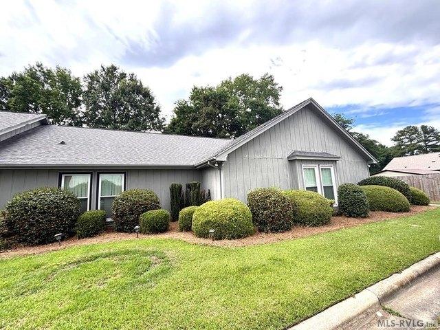 604 Becker Colony Dr, Roanoke Rapids, NC 27870