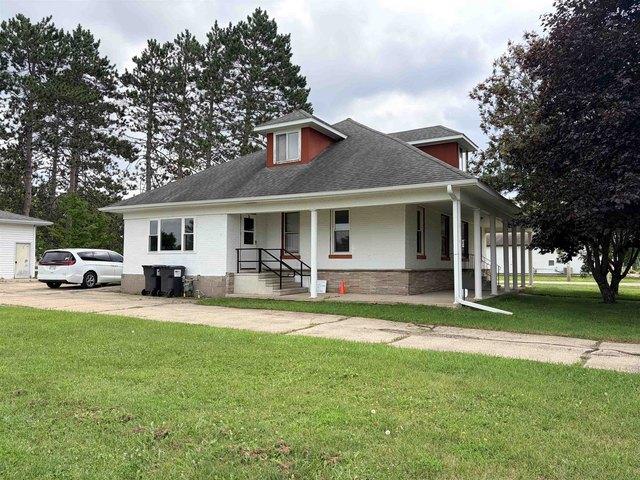 604 Bissell St, White Lake, WI 54491