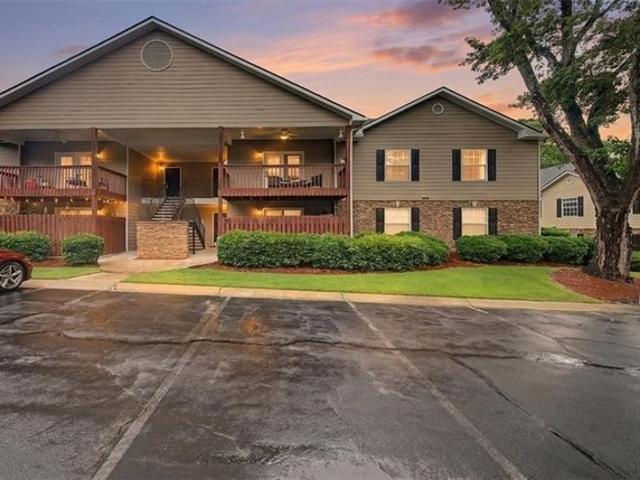 604 Brighton Pt, Atlanta, GA 30328