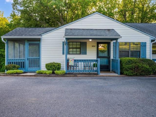 604 Goose Hollow Dr, Forest, VA 24551