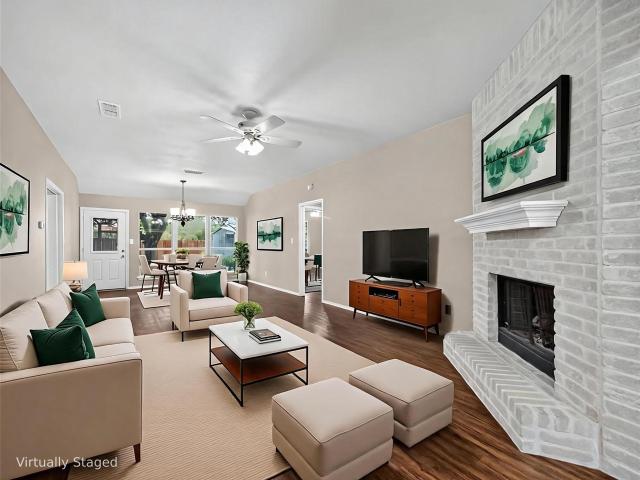 604 Greenslope Cir