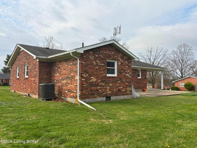 604 Keeneland Dr