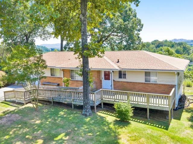 604 Highview Dr, Chattanooga, TN 37415