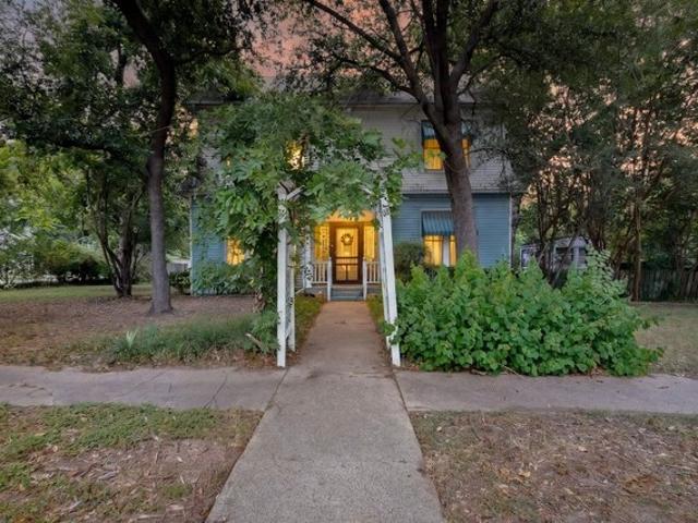 604 Johnson St, Terrell, TX 75160