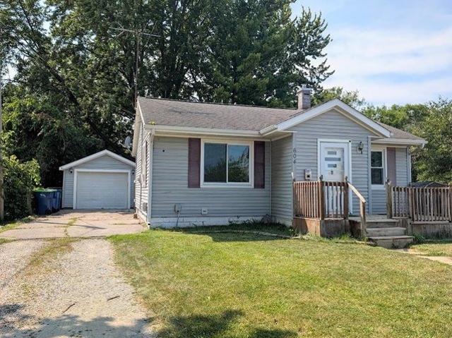 604 Jennison St, Bay City, MI 48708