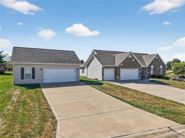 604 Judges Way, Troy, MO 63379