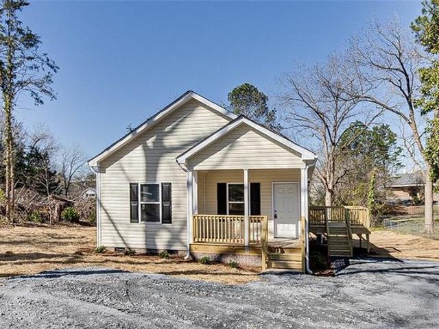 604 Oliver St, Ramseur, NC 27316