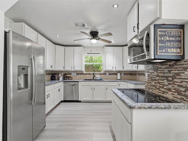 604 Lochnell Drive