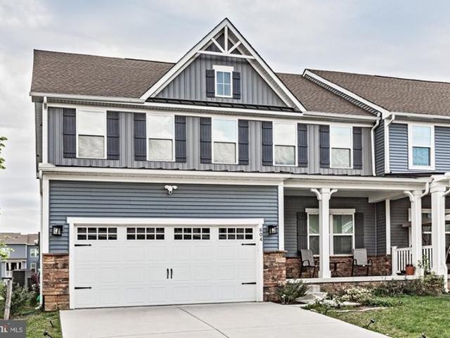 604 Longleaf Dr, Newark, DE 19702