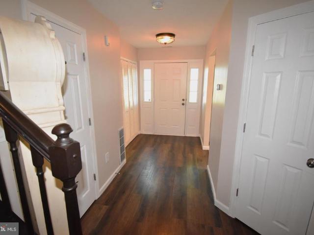 604 Lindsley Court