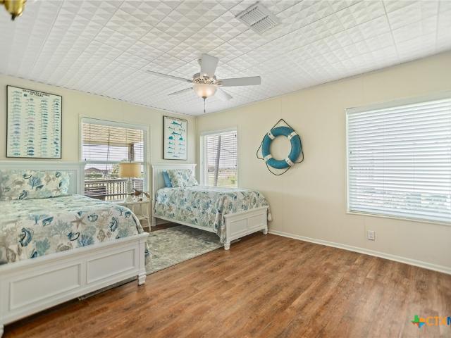 604 Maple St, Port O'Connor, TX 77982 | MLS #583948