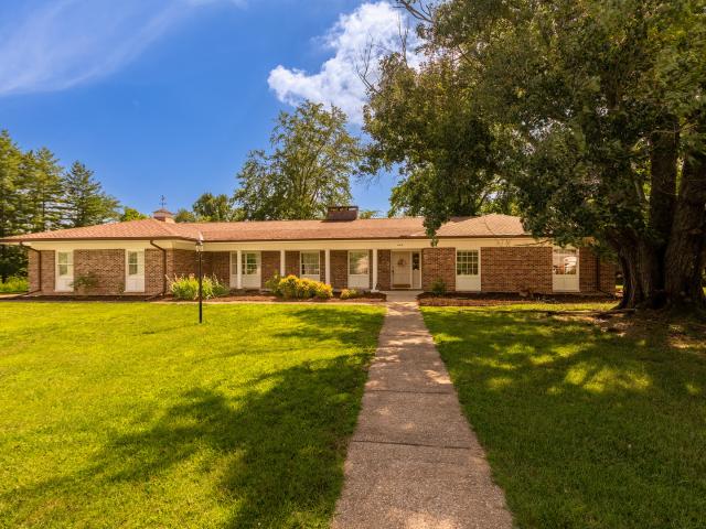 604 N Beadle Drive