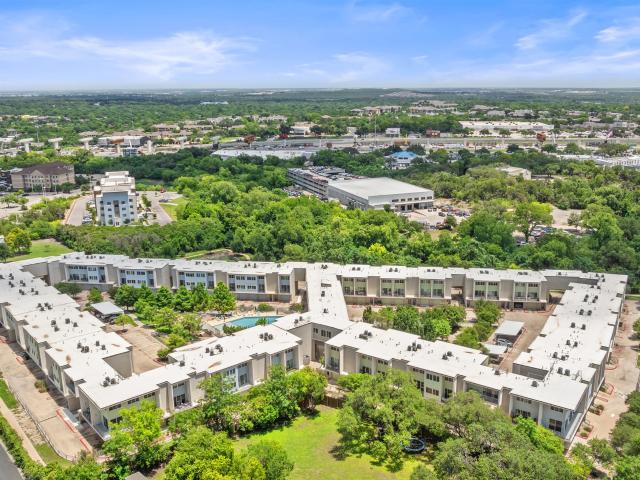 604 N Bluff Dr, Unit 146, Austin, TX 78745 | MLS #3150