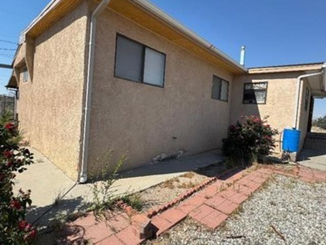 604 N Grandview Dr, Gallup, NM 87301