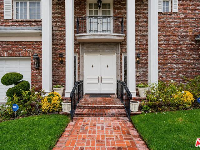 604 N Linden Dr, Beverly Hills, CA 90210 | MLS #24 358