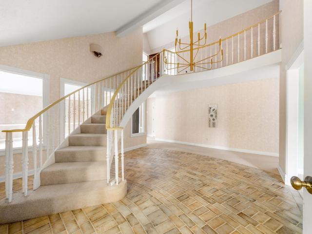 604 N Mesa Road