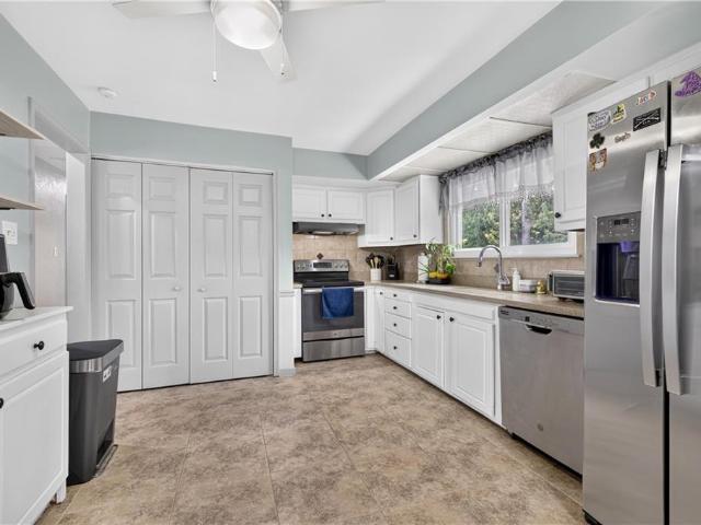 604 N Piping Rock RD