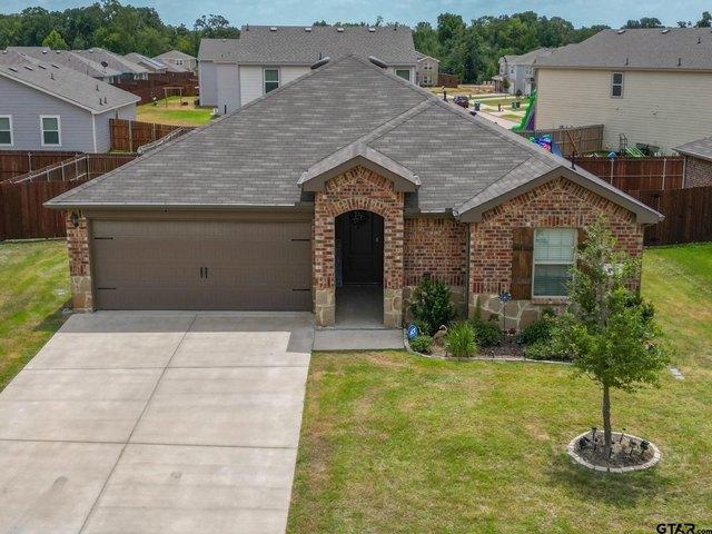 604 N River Oaks Ln, Chandler, TX 75758
