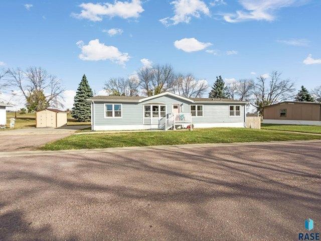 604 N Swan Pl, Sioux Falls, SD 57107