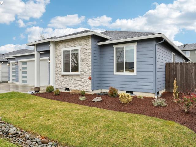 604 NW 25th Way, Battle Ground, WA 98604 | MLS #213232