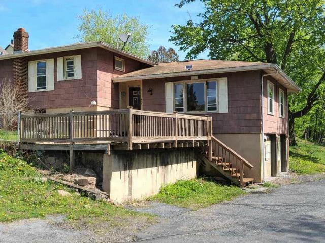 604 Snyder St, Pottsville, PA 17901 | MLS #SC261743