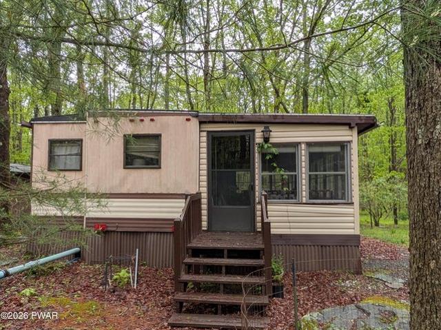 604 Shohola Ln, Shohola, PA 18458