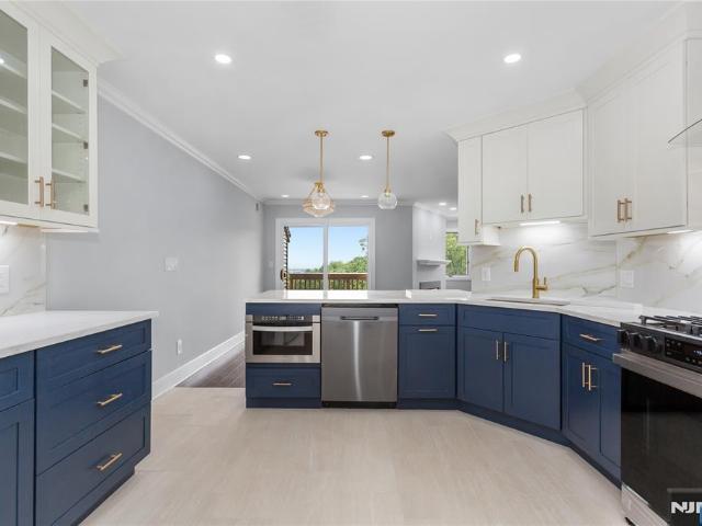 604 Skyline Drive # 604