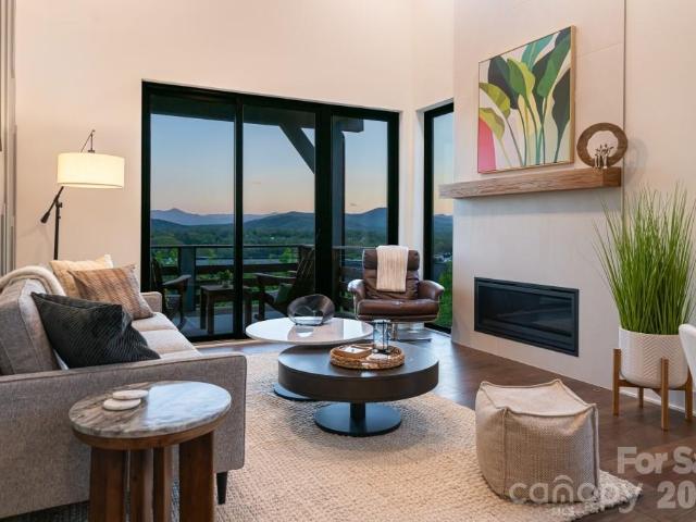 604 Storybook Villas Trail