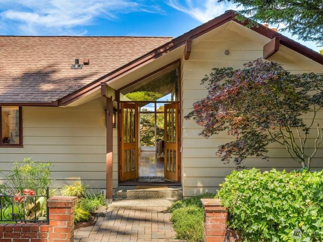 604 SW 206th Street